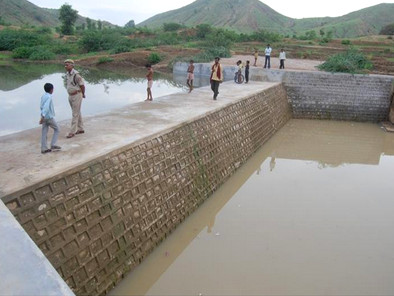 Water Portal / Rainwater Harvesting / Groundwater recharge / Check dams ...